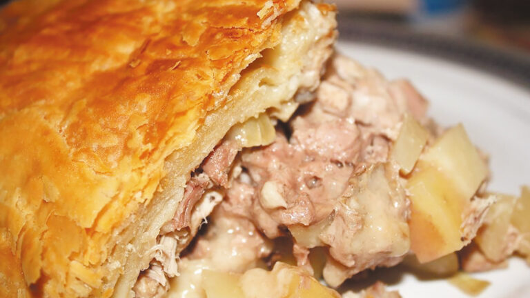 Le cipâte (cipaille, six-pâtes)… à s’en lécher les doigts! – Voeux de Noël